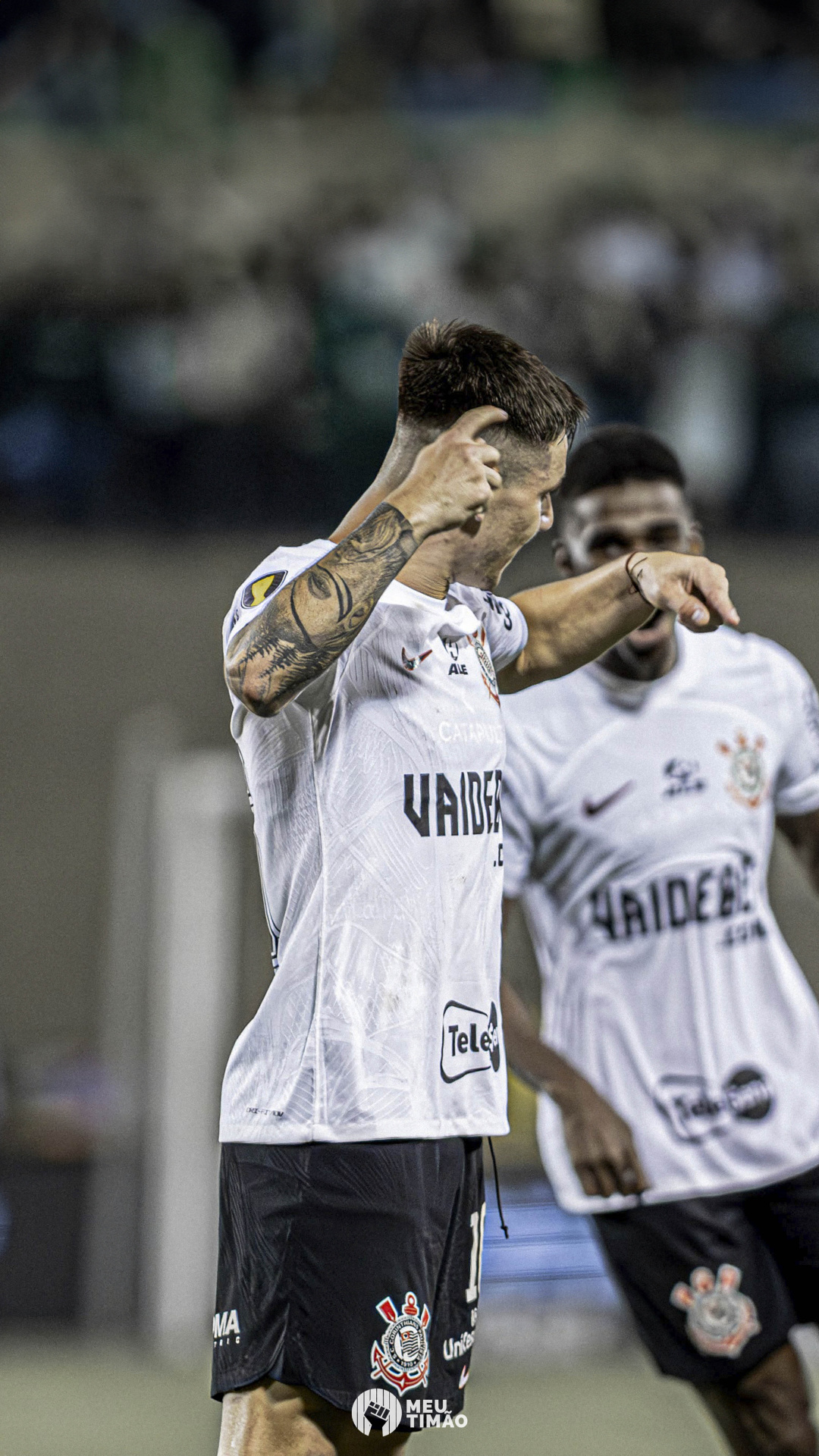 Fundo de tela do Corinthians: Rodrigo Garro comemorando gol contra o ...