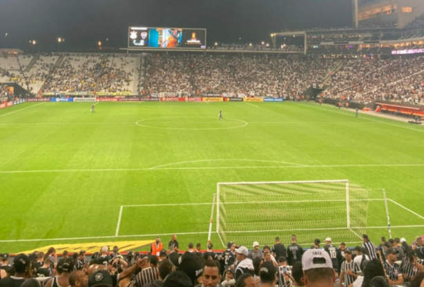 Como é assistir aos jogos do Corinthians de cada um dos setores da Neo ...