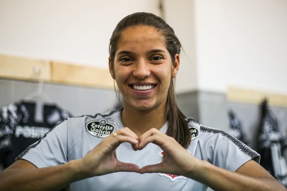 Millene no vestiário antes do jogo contra o Libertad/Limpeño pela ...