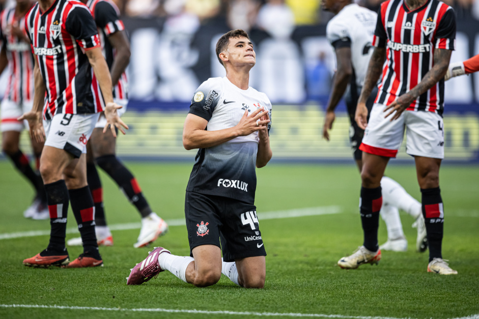 Gabriel Moscardo se despede do Corinthians e se coloca como mais um do ...