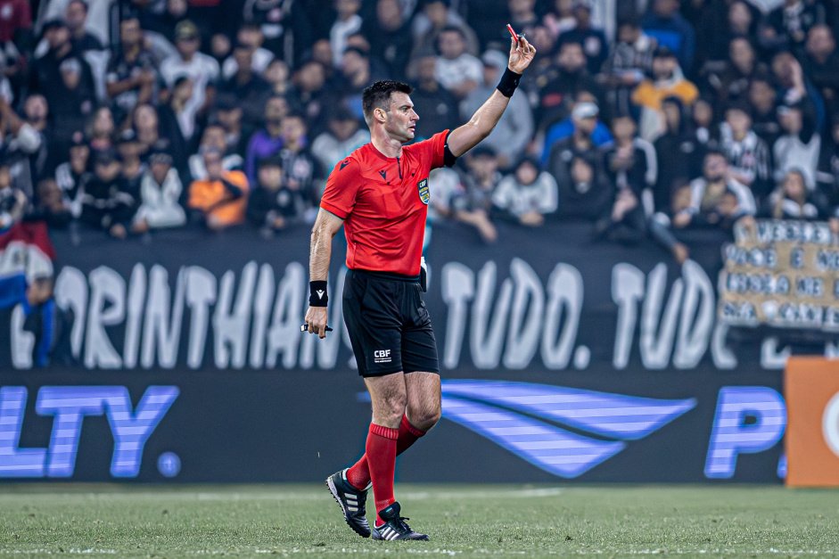 Árbitro volta a apitar jogo do Corinthians após mais de um ano; veja a ...