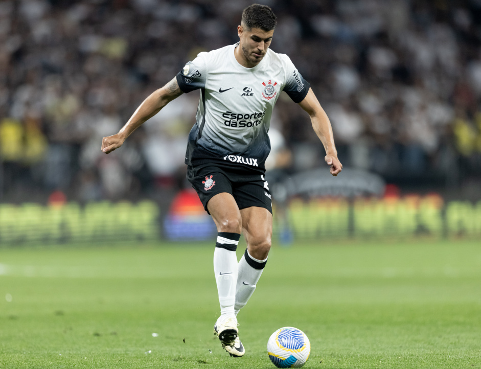 Pedro Raul vive montanha-russa de emoções em retorno à titularidade do ...