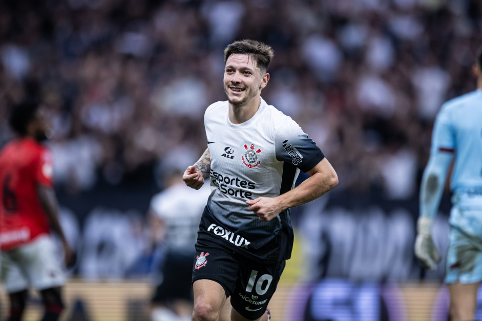 Garro faz história no Corinthians e chega a melhor temporada de estreia ...