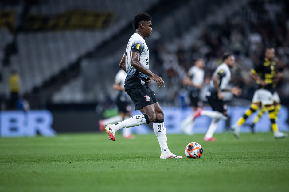 Félix Torres analisa fase do Corinthians e destaca seriedade da equipe ...