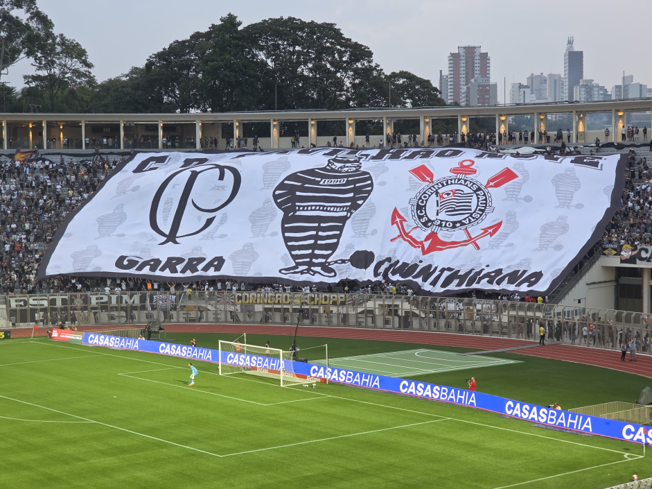 Veja fotos e vídeos da festa da torcida do Corinthians no retorno ao ...