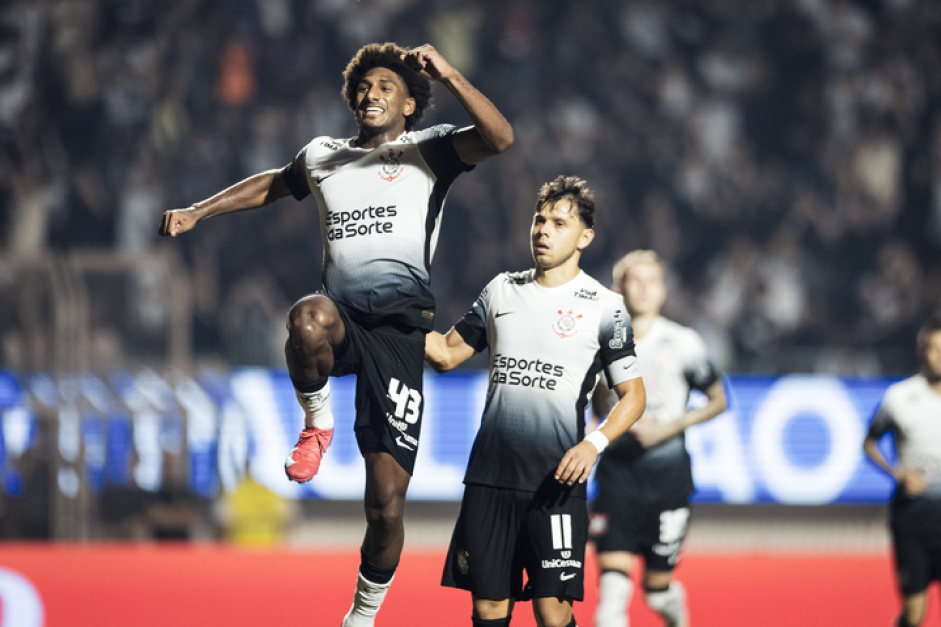 Atacante do Corinthians agradece Romero por permitir cobrar pênalti e ...