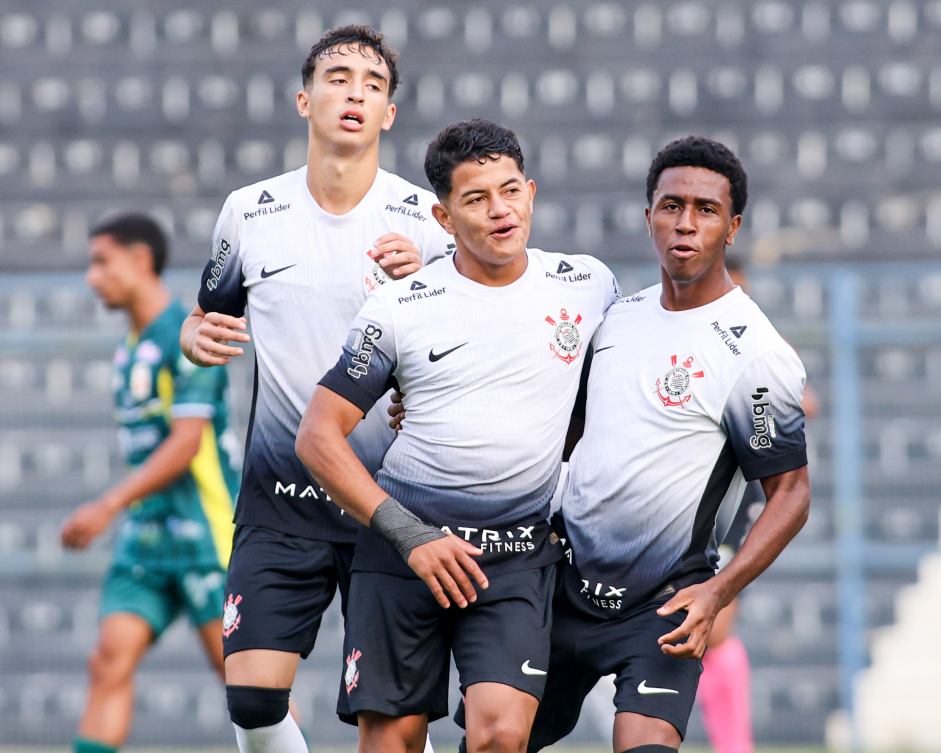 Corinthians visita o Flamengo para se afastar do Z3 do Brasileirão Sub ...