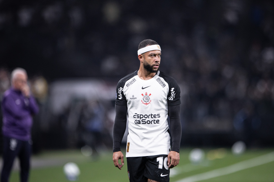 Saiba como assistir ao jogo entre Corinthians e Vitória pelo Brasileirão
