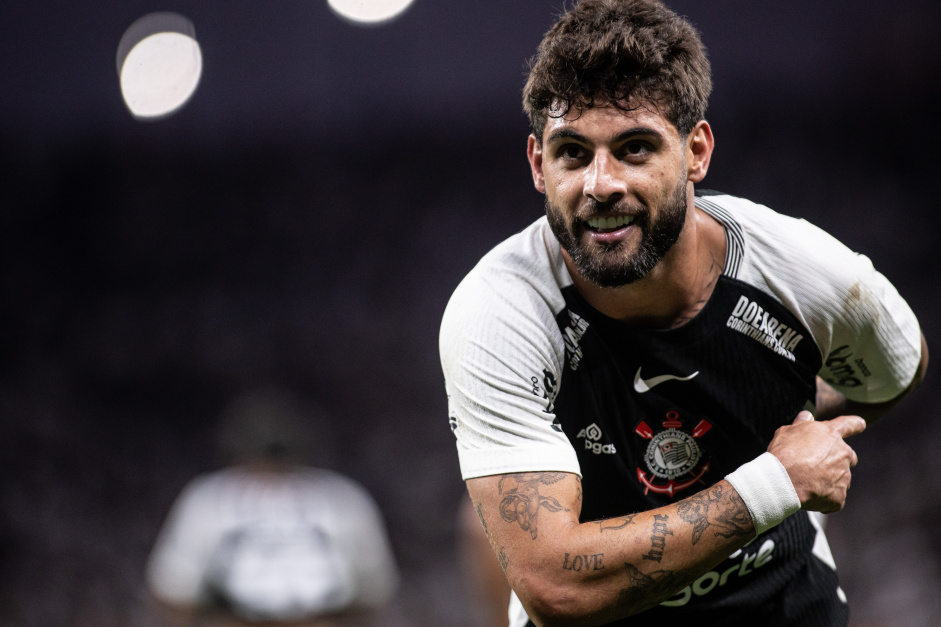 Yuri Alberto desconversa sobre futuro e valoriza bom momento no Corinthians