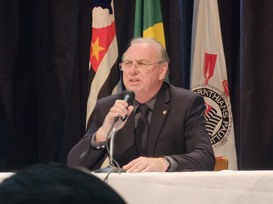 Stabile detalha reformulação na base do Corinthians e comenta sobre ...