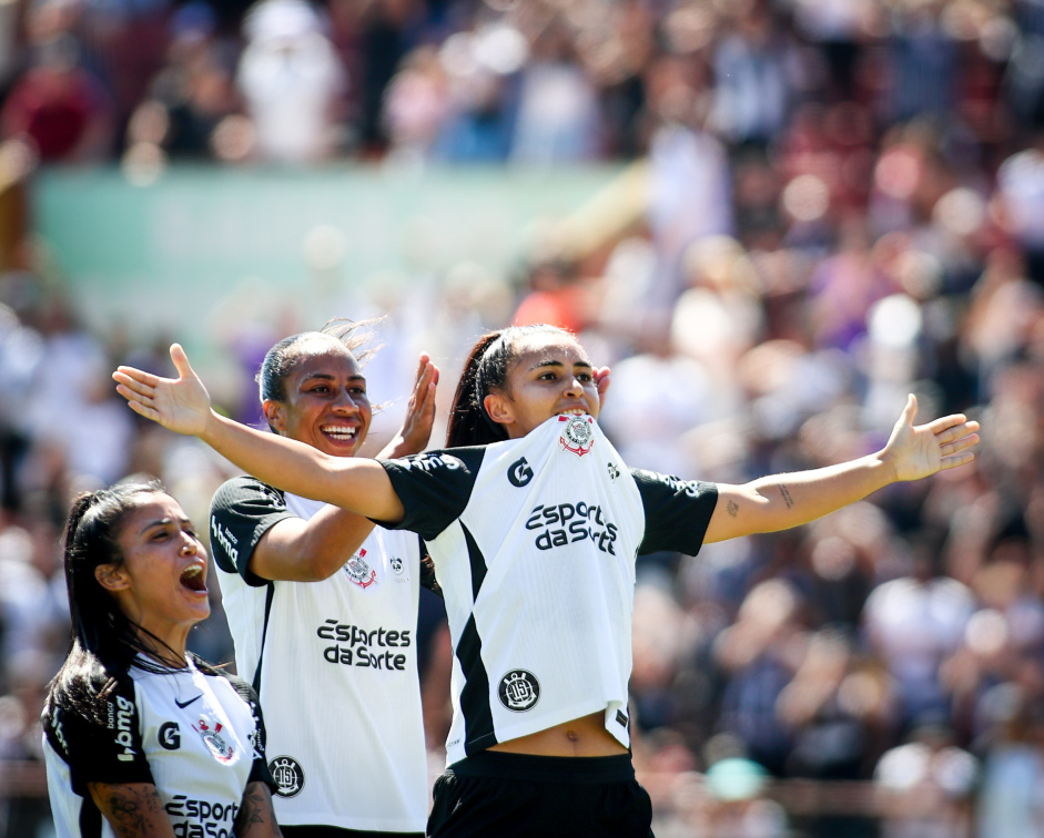 Mariza se emociona na despedida do Corinthians e projeta retorno ao clube