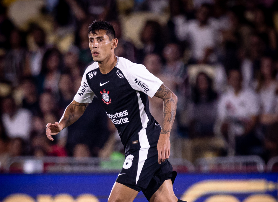 Lateral se firma em nova função sob o comando de Dorival Júnior no ...