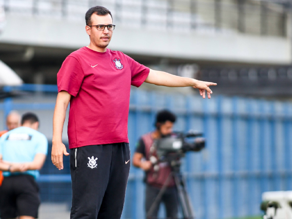 Piccinato avalia classificação do Corinthians e explica trabalho físico ...