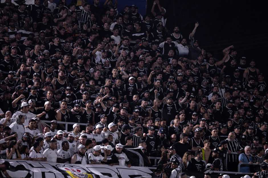 Gaviões da Fiel é liberada para o primeiro jogo do Corinthians na final ...
