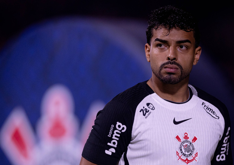 Lateral do Corinthians registra números expressivos em empate na ...