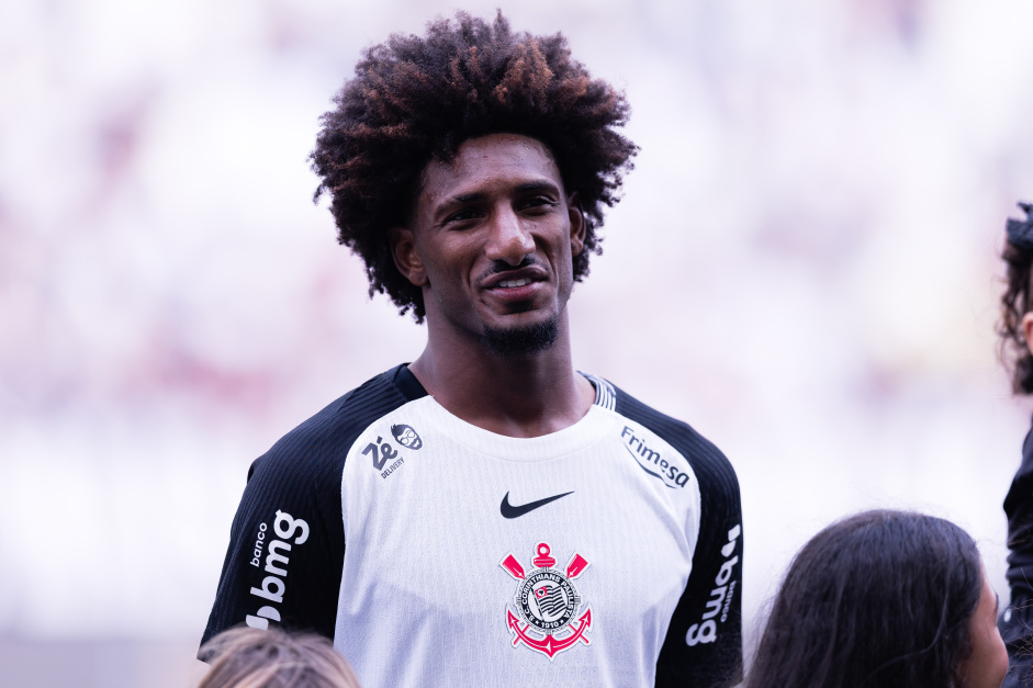 Corinthians confirma saída de Talles Magno após fim de empréstimo