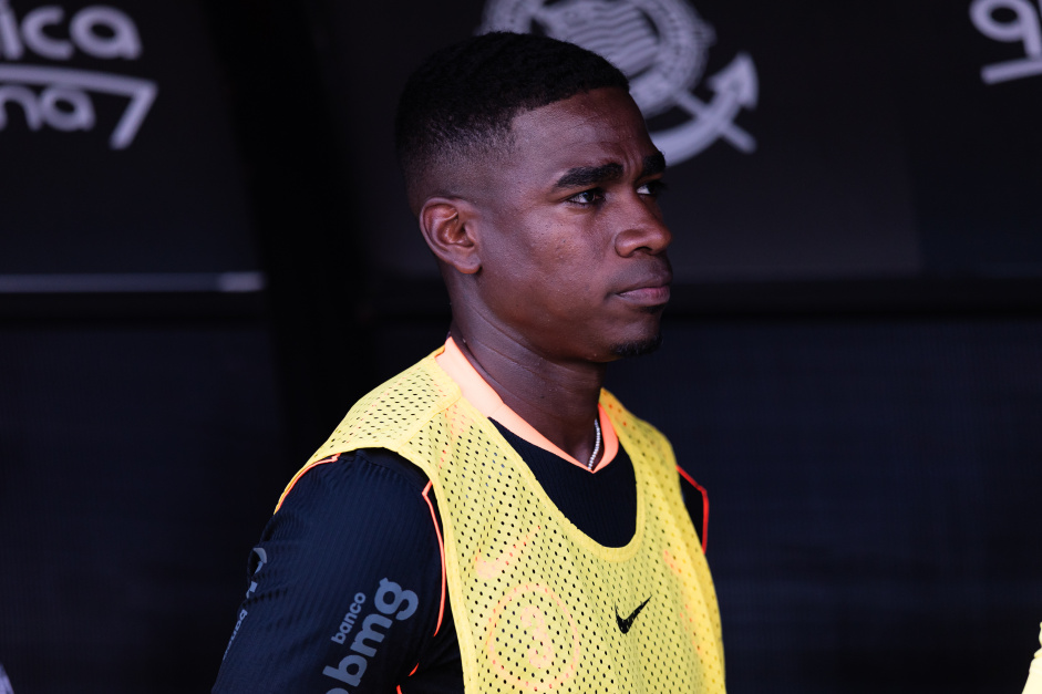 Corinthians libera Félix Torres para viajar até Porto Alegre; volante ...